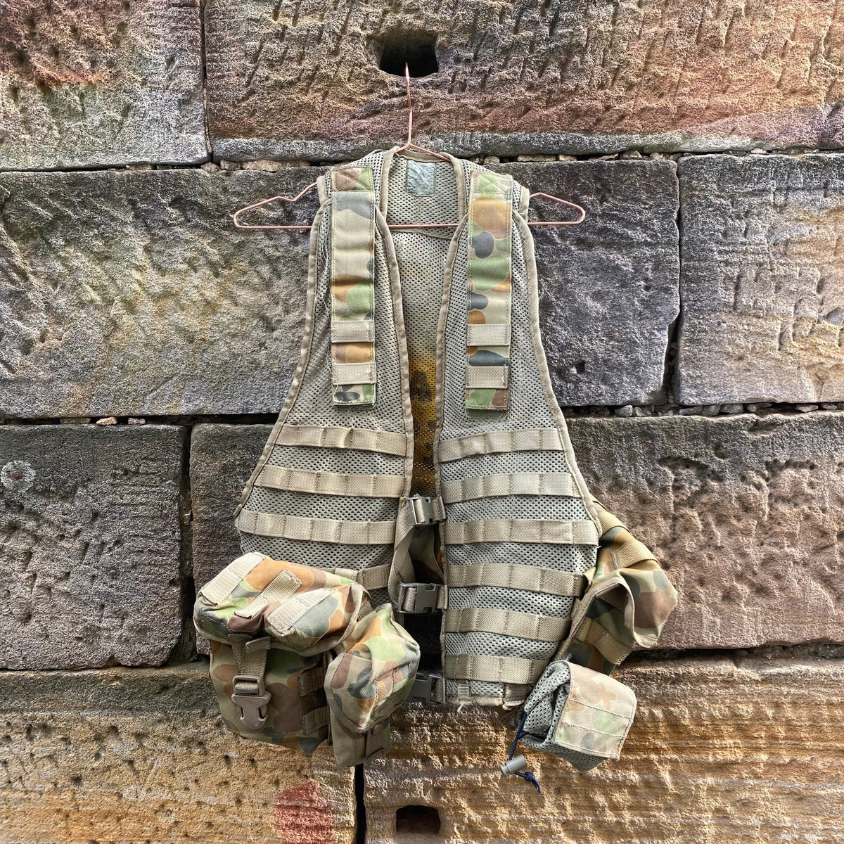 Australian Army AUSCAM DPCU TBAS Webbing Vest - Hunter's Edge - Large ...